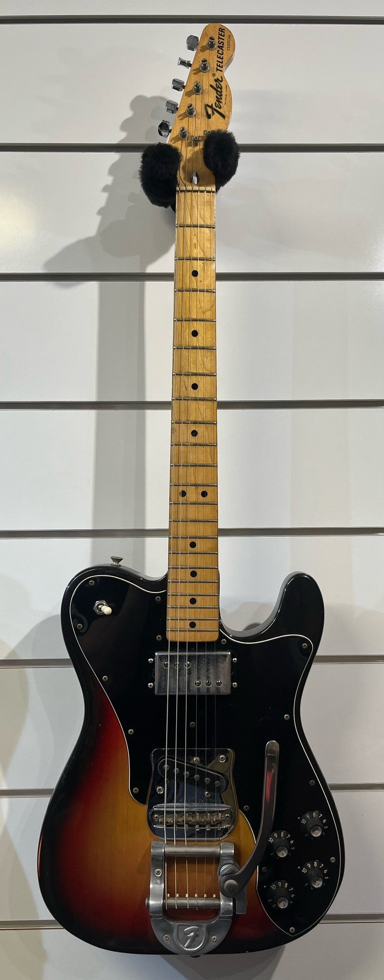 Fender 1975 Custom Telecaster 3-Tone Sunburst Second Hand – The Guitar ...
